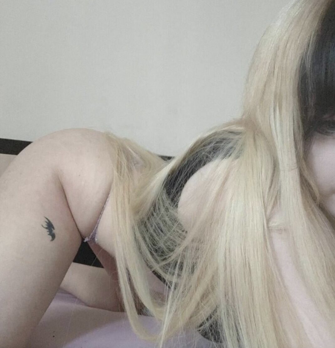 Sqwrtick слив фото и эксклюзив на Boosty | Обзор модели