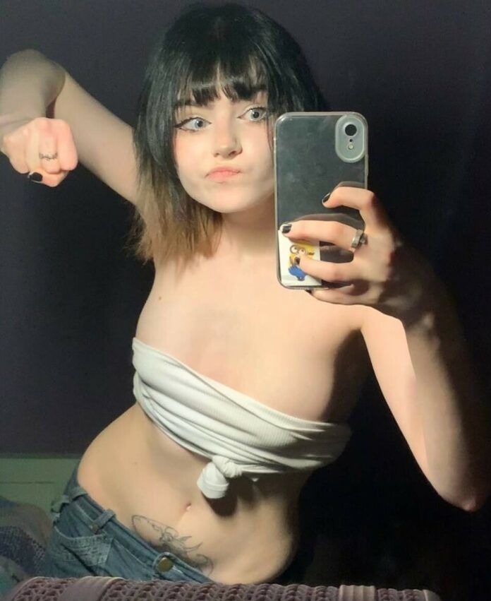 Sqwrtick слив фото и эксклюзив на Boosty | Обзор модели